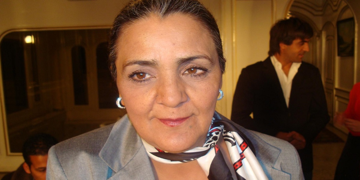L'actrice Raouia porte plainte pour usurpation d'identité sur les ...