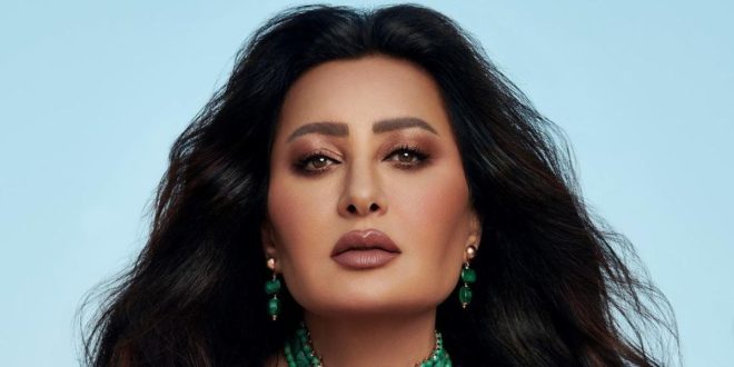 L'artiste tunisienne Latifa se sert de l'intelligence artificielle dans ...